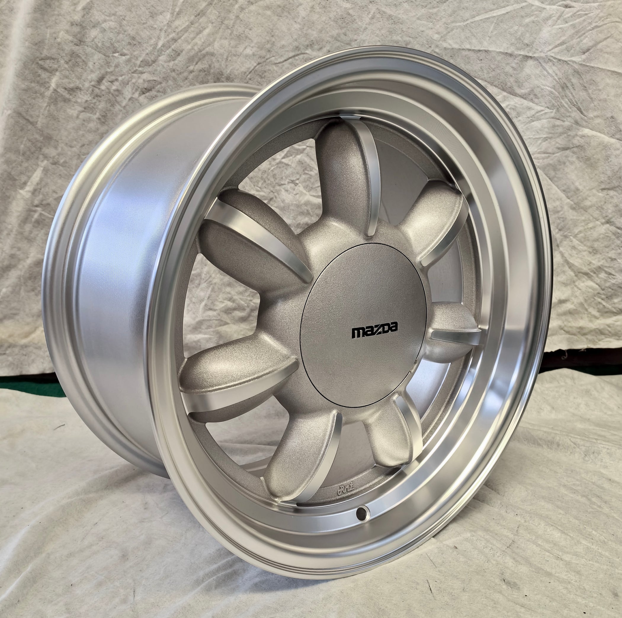 Miata Daisy 15x8 PRE-ORDER – RML Wheels
